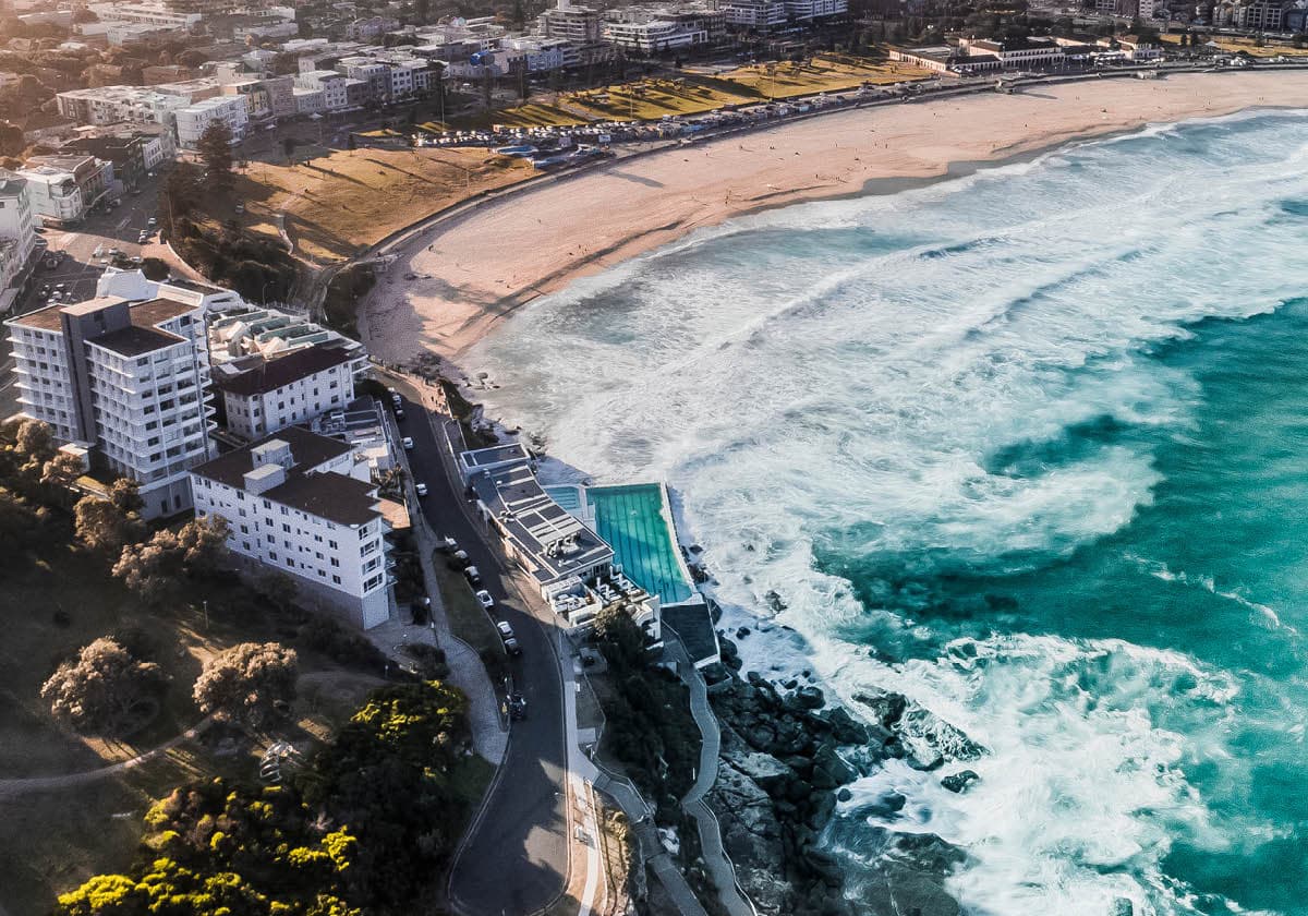 Emerald Deck Light | Unios