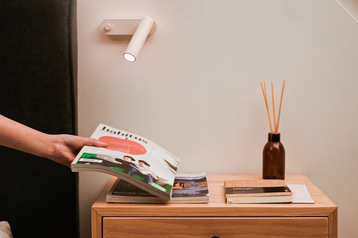 Creo Reading Wall Light | Unios