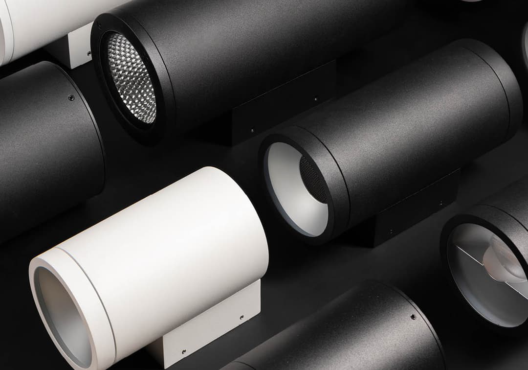 Paragon Wall Light | Unios