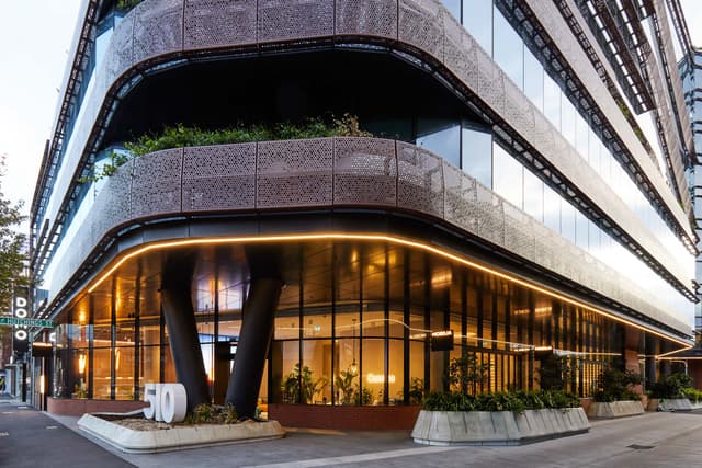 Mobilia Showroom: the future of high-end furniture retail | Unios