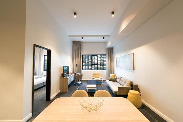 Highlight a historic building in Fremantle | Unios